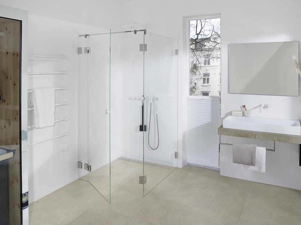 VSG Exklusiv Dusche ohne Dichtungen nach Maß